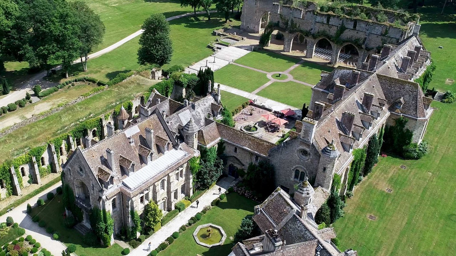 Découvrez l'Abbaye de Vaux de Cernay : une visite incontournable près ...